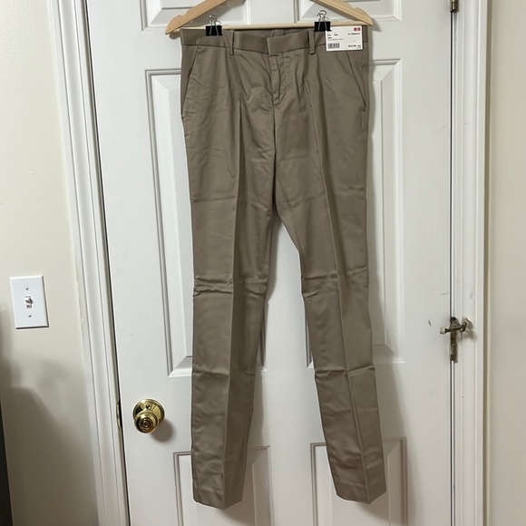 Uniqlo | Pants & Jumpsuits | Uniqlo Beige Dresspants Trousers | Poshmark